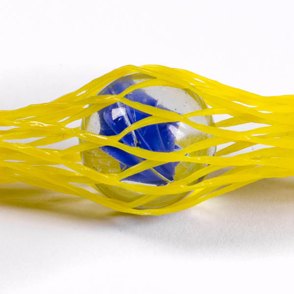 NG3011 - 1/4" to 1/2" Yellow Vexar® Workgrade Sleeves 650-ft Roll ...